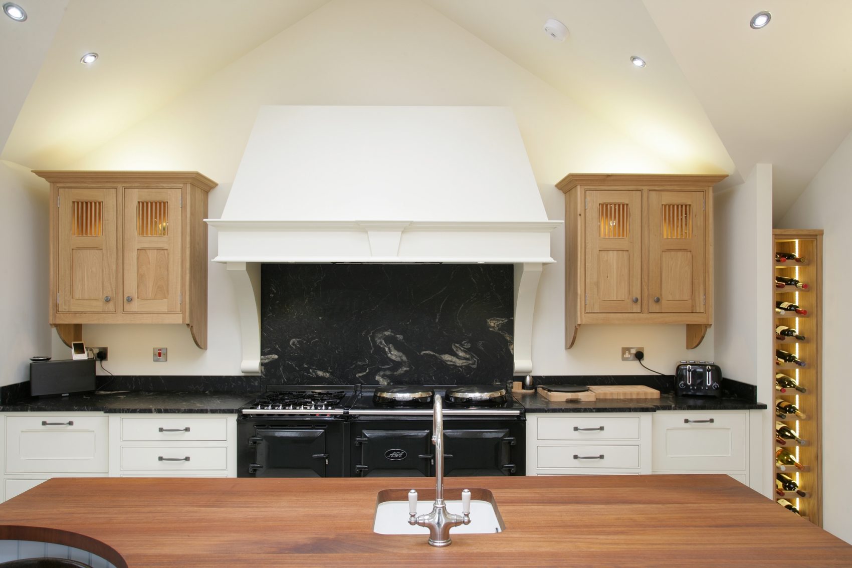 Traditional Kitchens - Bespoke & Luxury Kitchens in Perth, Edinburgh ...